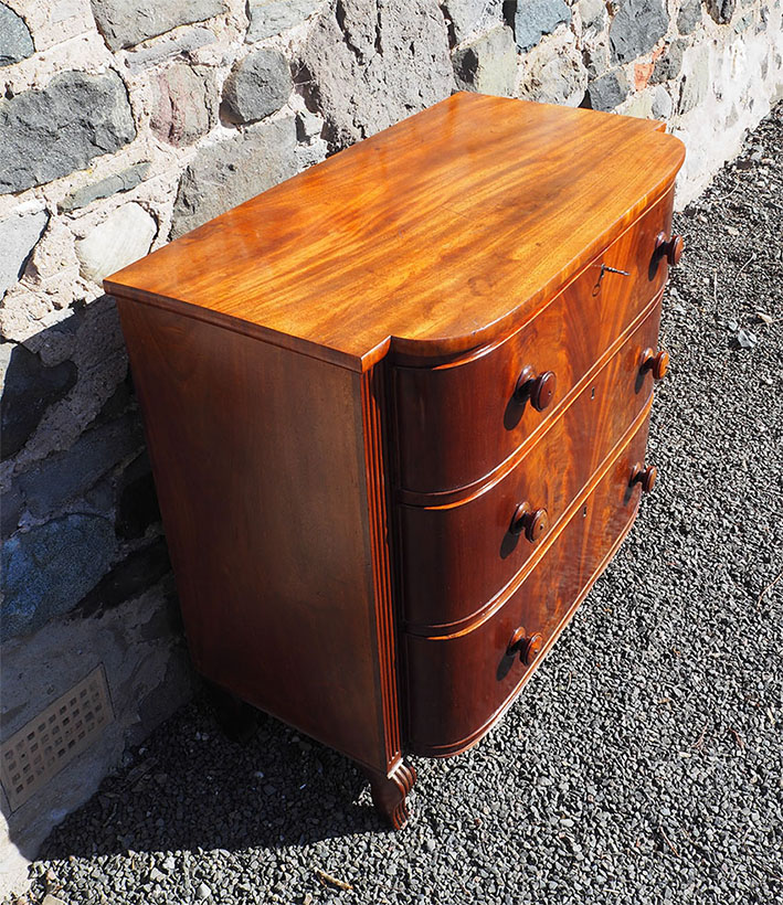 19th Century Mahogany Chest of Drawers | Regency Barrel Style