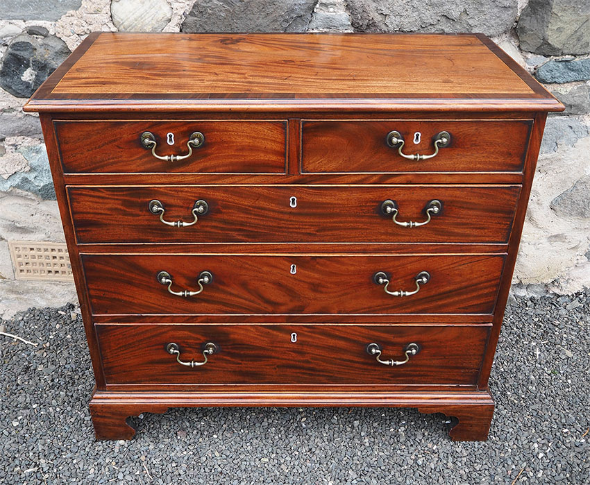 Small Georgian Mahogany Chest