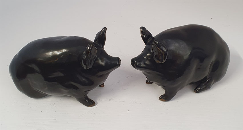Very Rare Pair of Scottish Wemyss Black Pigs